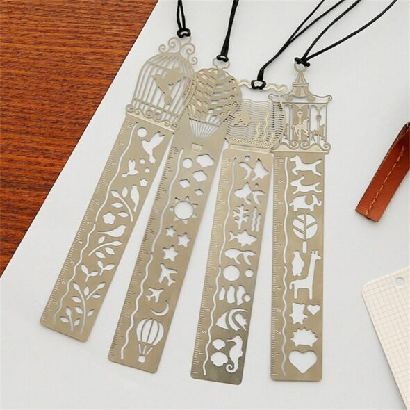 Patterned tracing bookmark - Kawaii Family